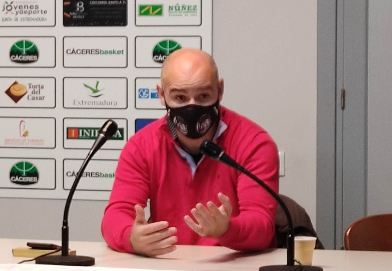 Roberto Rubio nuevo Presidente de la Federación Extremeña de Lucha ...